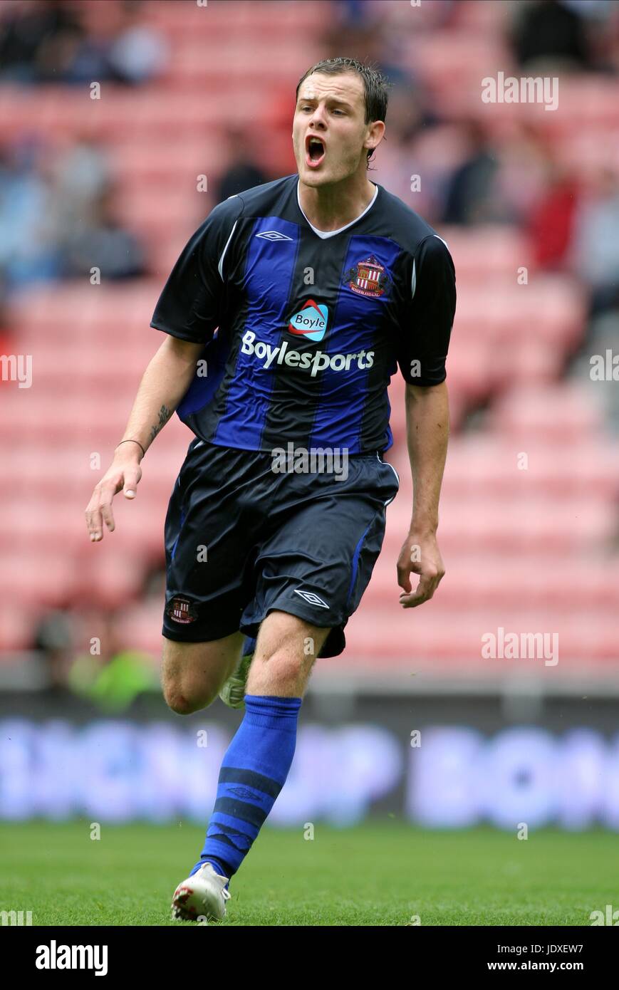 ANTHONY STOKES SUNDERLAND FC STADIUM OF LIGHT SUNDERLAND ENGLAND 03 ...