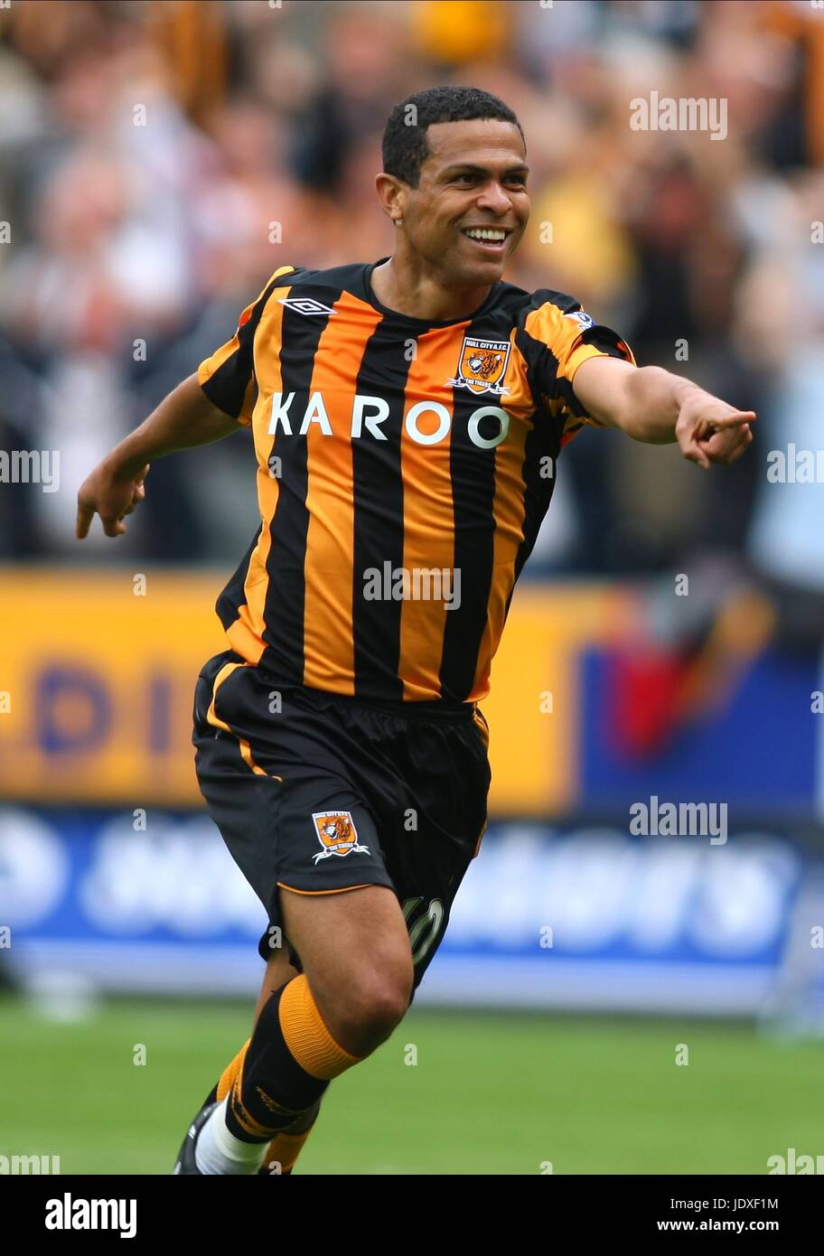 GEOVANNI CELEBRATES HULL CITY V FULHAM KC STADIUM HULL ENGLAND 16 ...