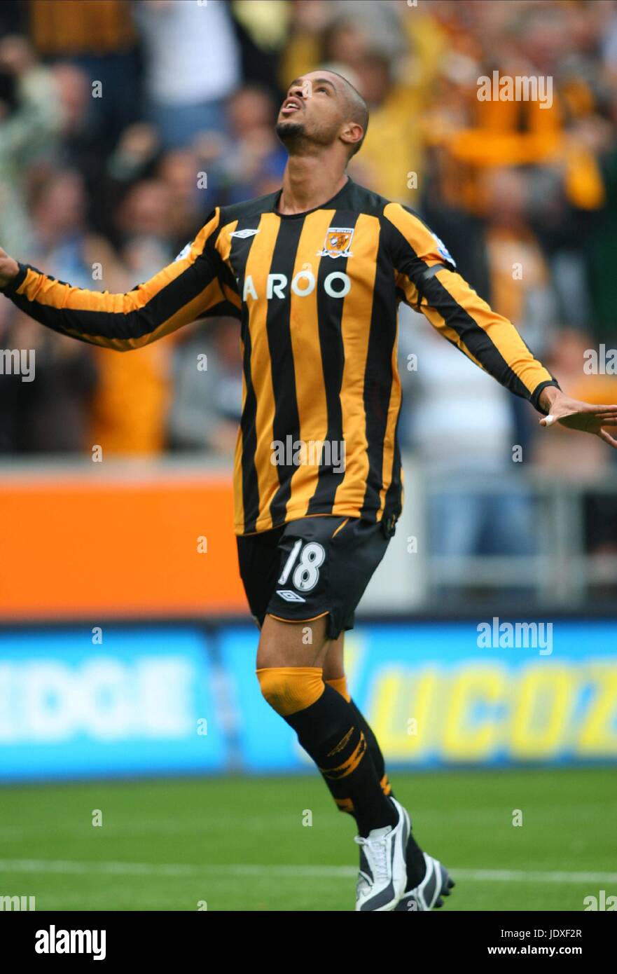 Hull city v fulham hi-res stock photography and images - Alamy