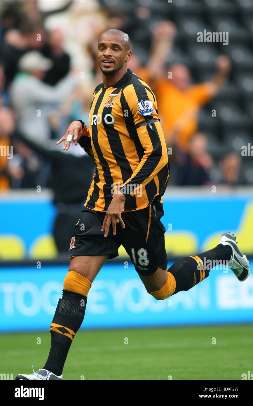 CALEB FOLAN CELEBRATES GOAL HULL CITY V FULHAM KC STADIUM HULL ENGLAND ...