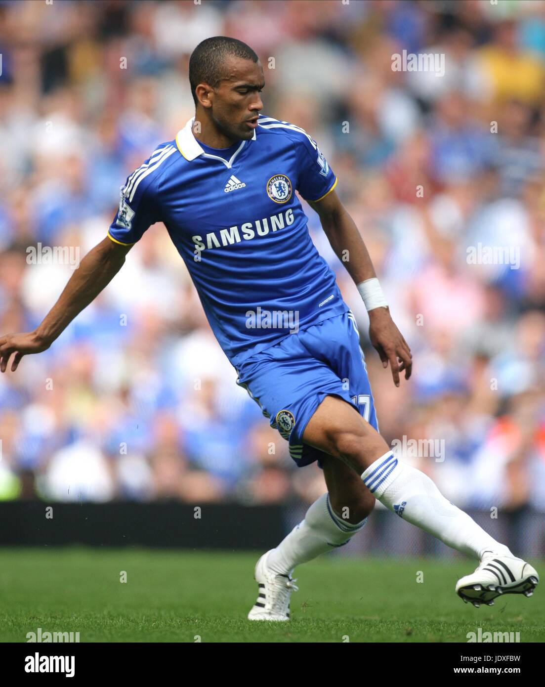 Stamford bridge jose bosingwa hi-res stock photography and images - Alamy