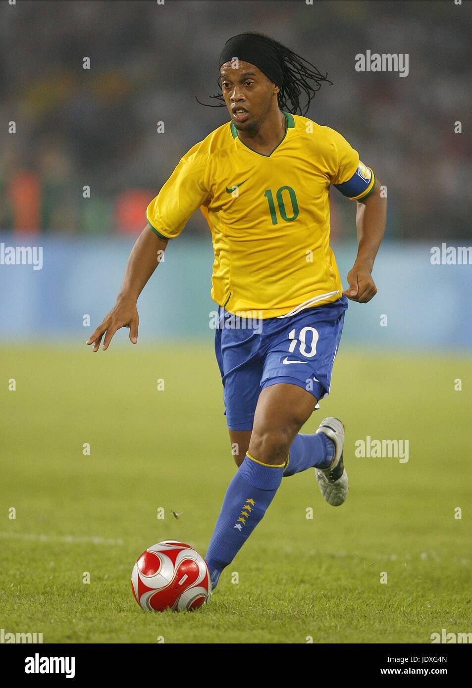 Ronaldinho milan 2008 hi-res stock photography and images - Alamy