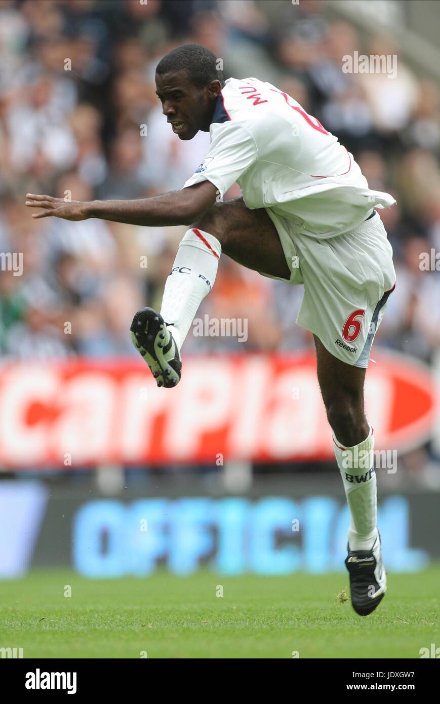 Fabrice Muamba Bolton High Resolution Stock Photography and Images - Alamy