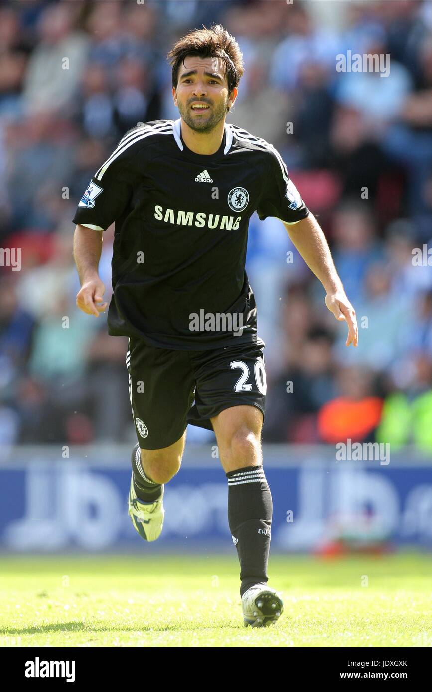 DECO CHELSEA FC JJB STADIUM WIGAN ENGLAND 24 August 2008 Stock Photo ...