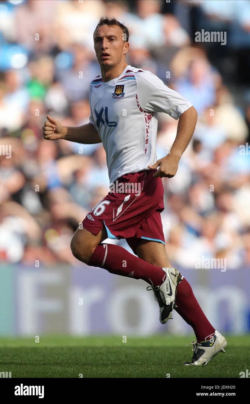 Mark noble 2008 hi-res stock photography and images - Alamy