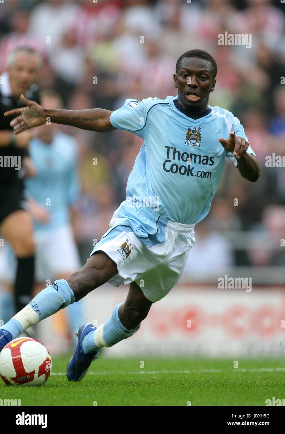 SHAUN WRIGHT-PHILLIPS MANCHESTER CITY FC STADIUM OF LIGHT SUNDERLAND ...