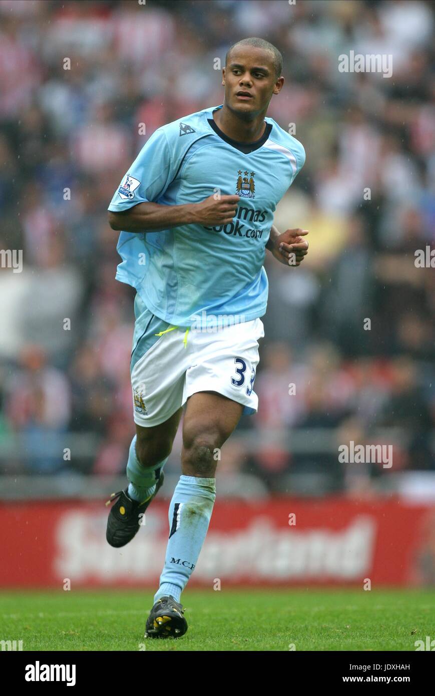 Vincent kompany manchester city 2008 hi-res stock photography and ...