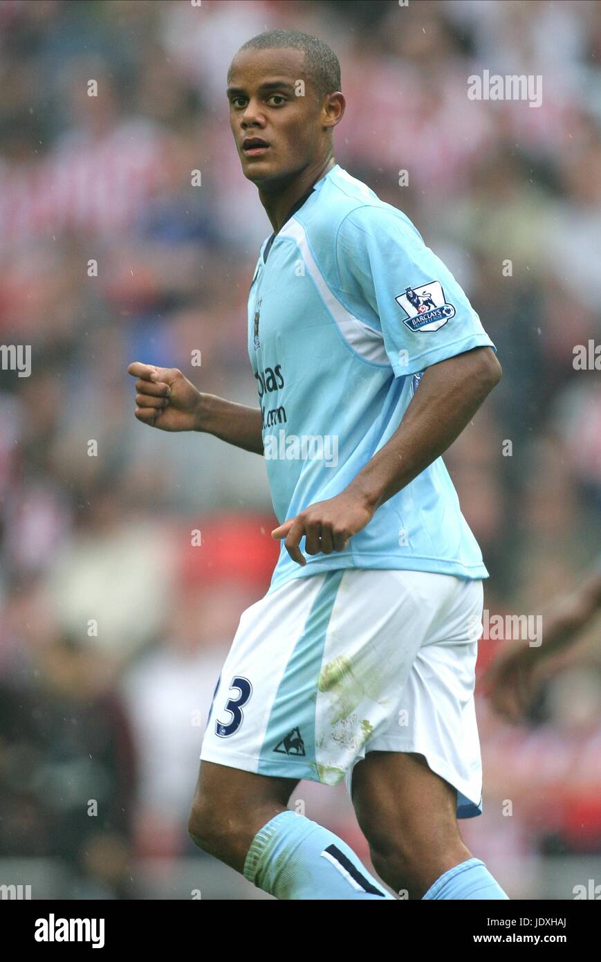 VINCENT KOMPANY MANCHESTER CITY FC STADIUM OF LIGHT SUNDERLAND ENGLAND ...