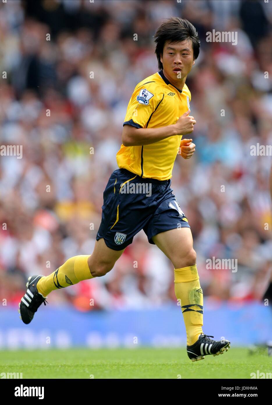 DO-HEON KIM WEST BROMWICH ALBION FC EMIRATES STADIUM LONDON ENGLAND 16 ...