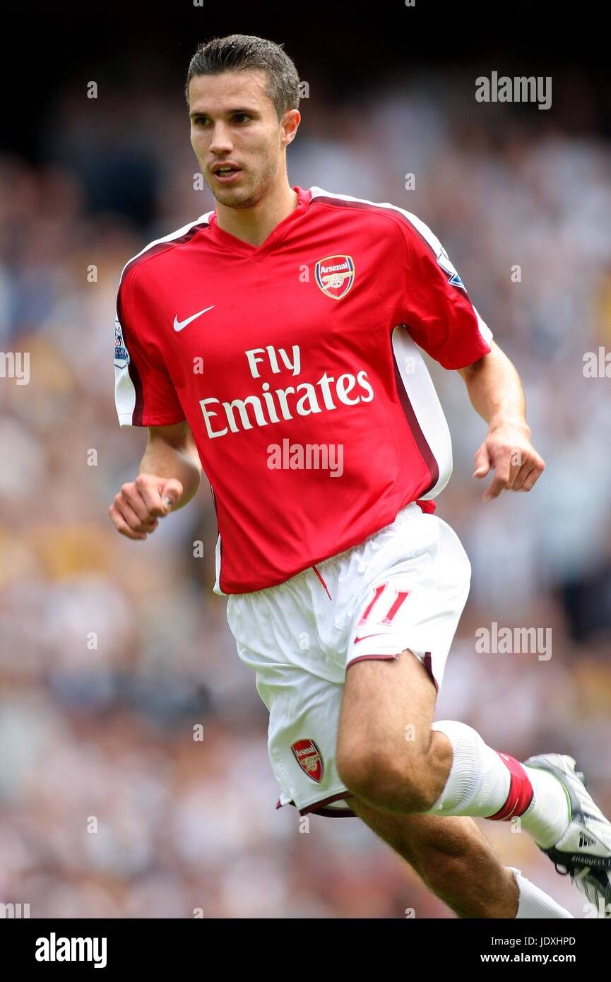 ROBIN VAN PERSIE ARSENAL FC EMIRATES STADIUM LONDON ENGLAND 16 August ...