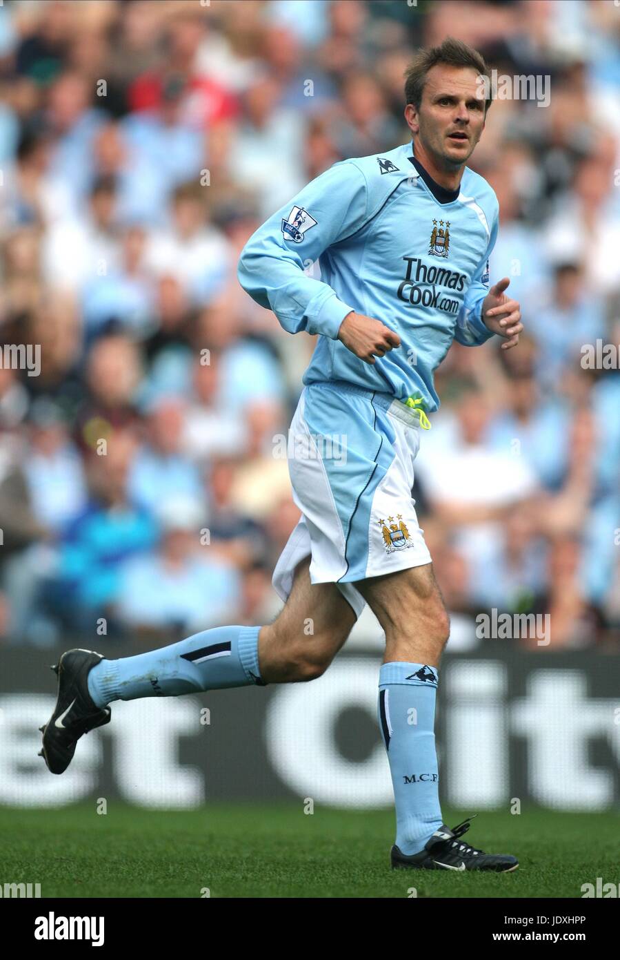 DIETMAR HAMANN MANCHESTER CITY FC CITY OF MANCHESTER STADIUM MANCHESTER ...