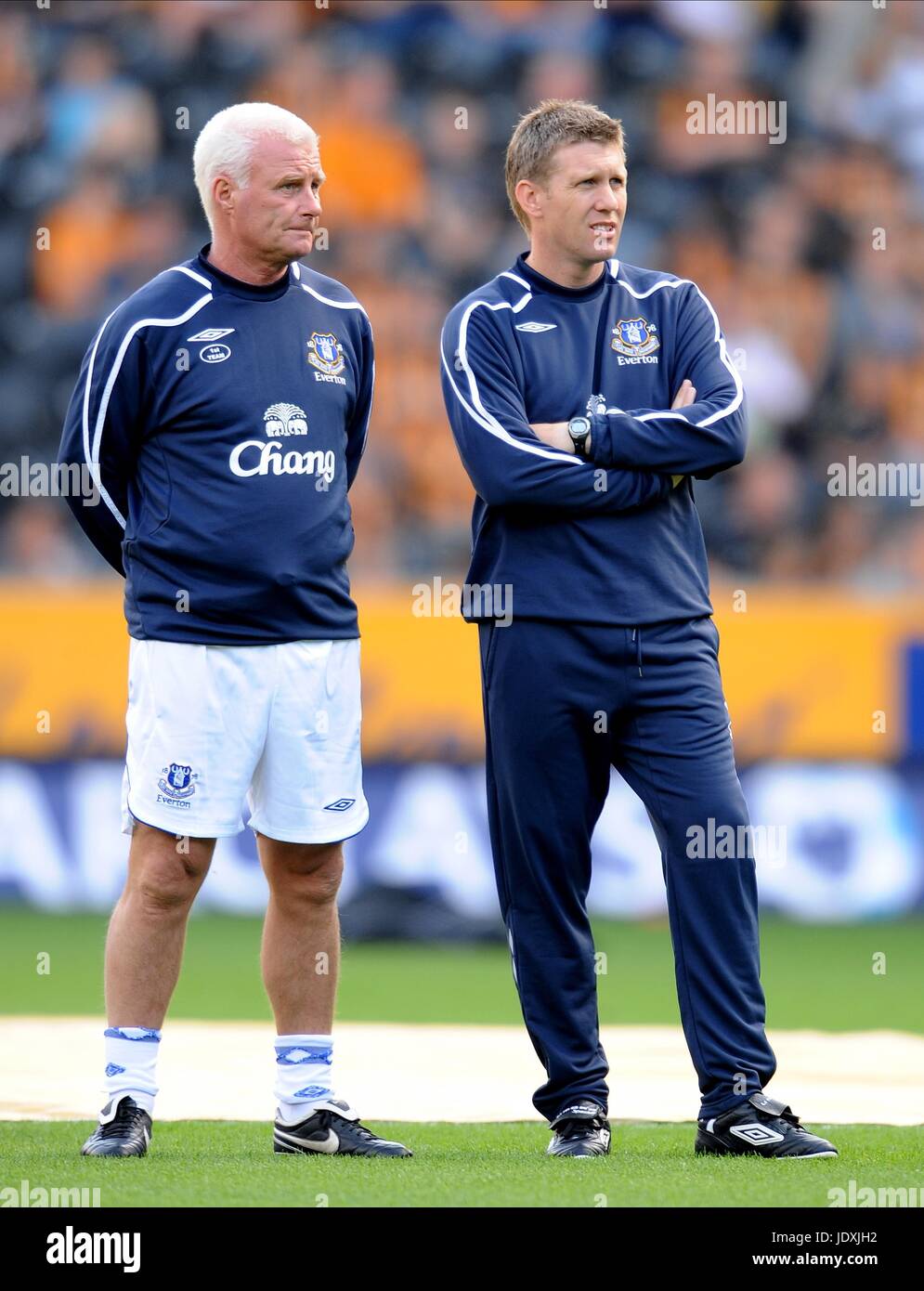 JIMMY LUMSDEN & STEVE ROUND EVERTON COACHING STAFF KC STADIUM HULL ...