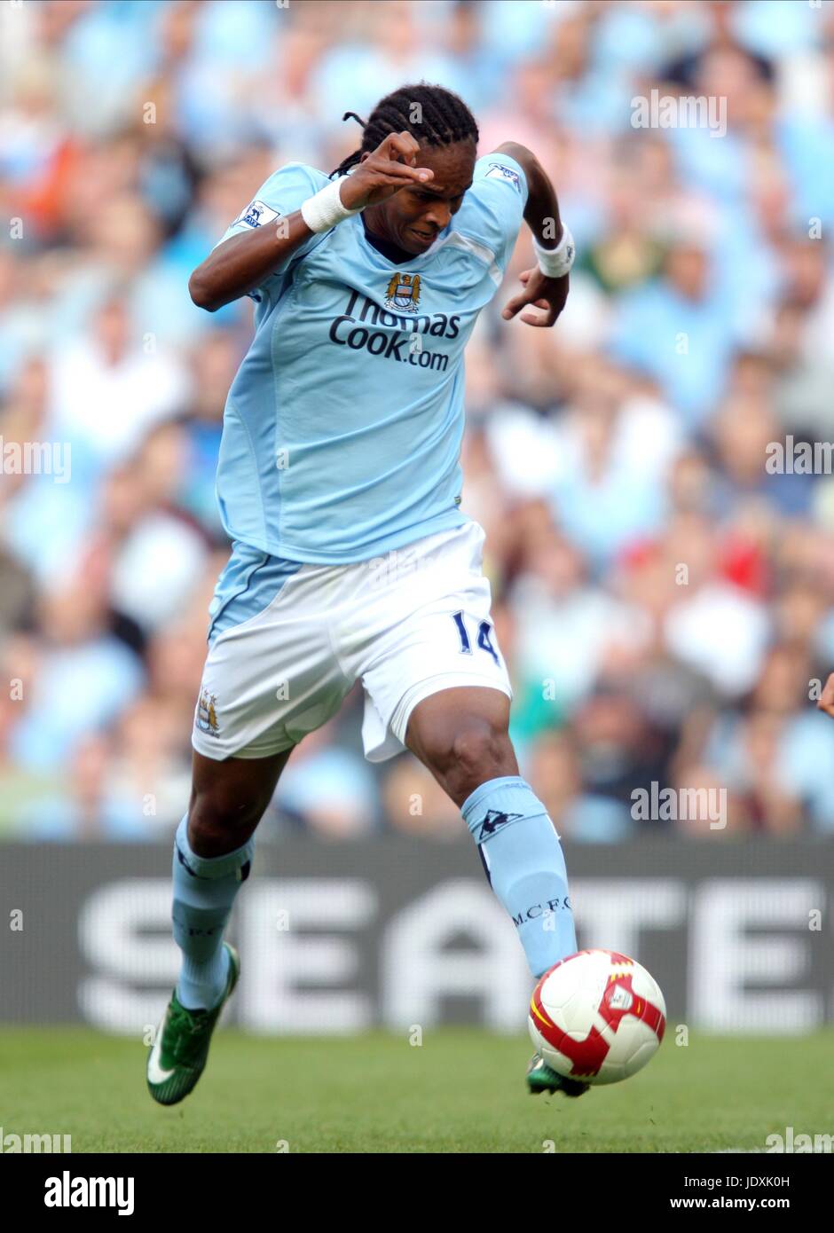 JO MANCHESTER CITY FC CITY OF MANCHESTER STADIUM MANCHESTER ENGLAND 13 ...