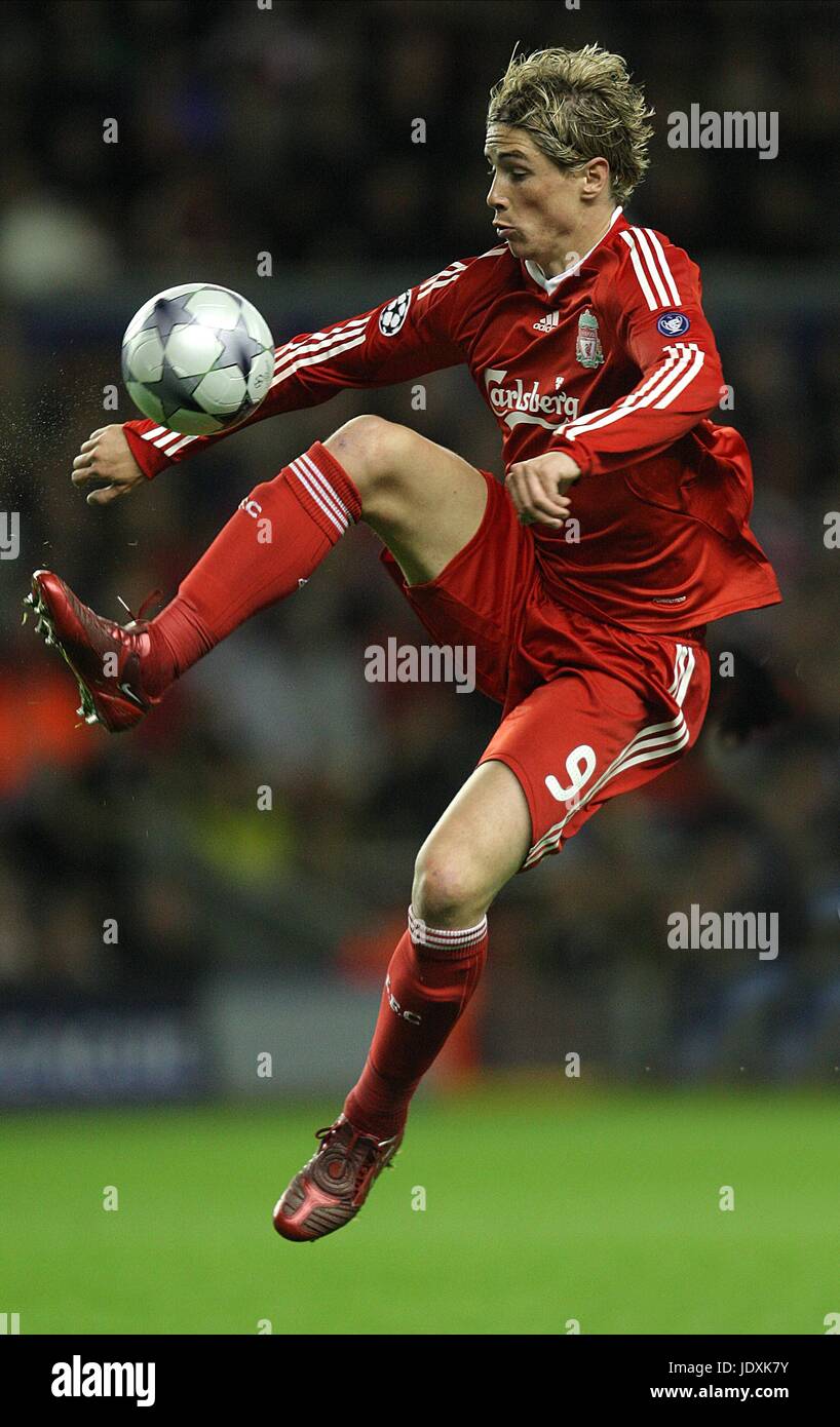 Liverpool v psv hi-res stock photography and images - Alamy
