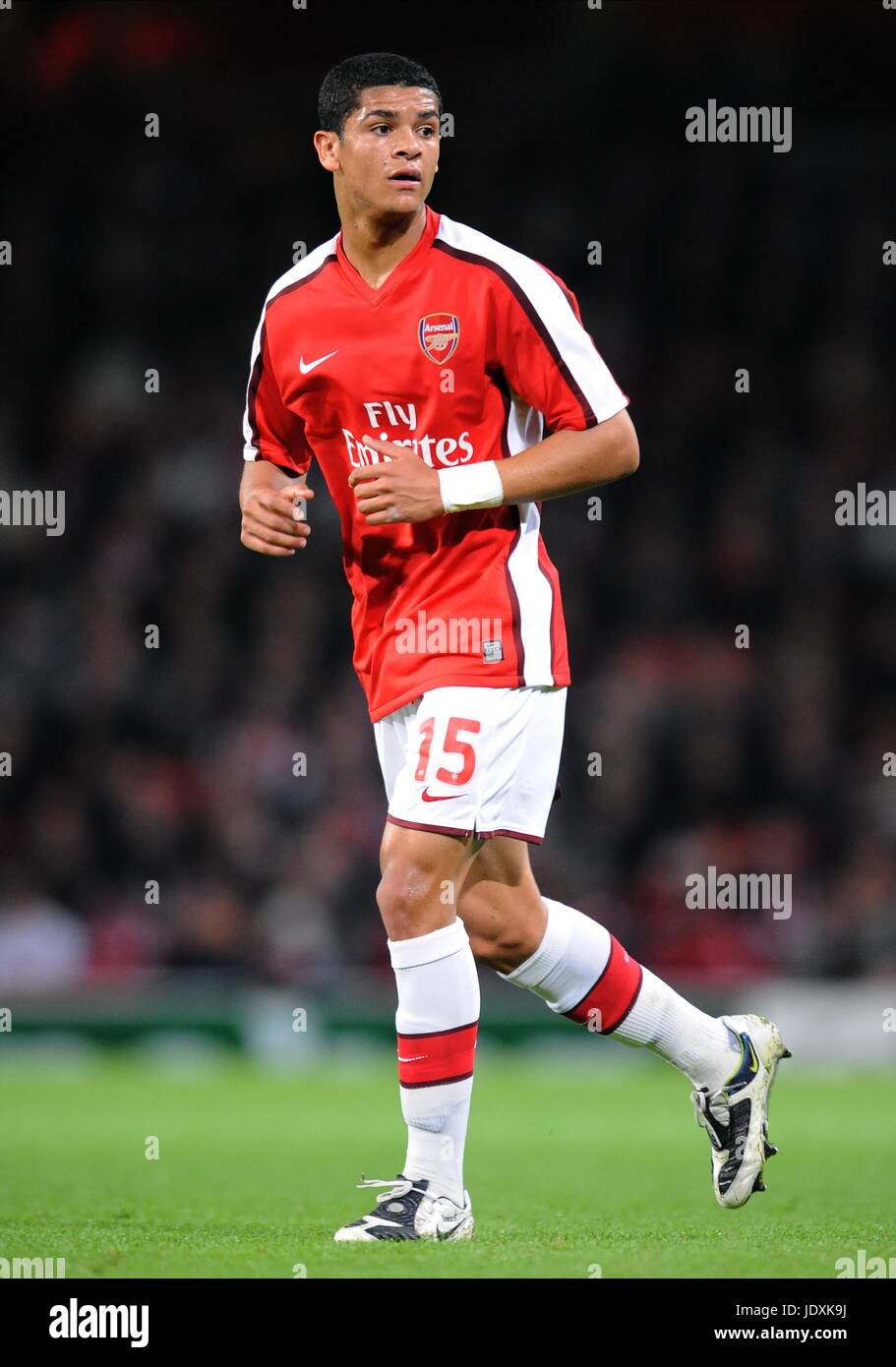 Arsenal fc emirates stadium hi-res stock photography and images - Alamy