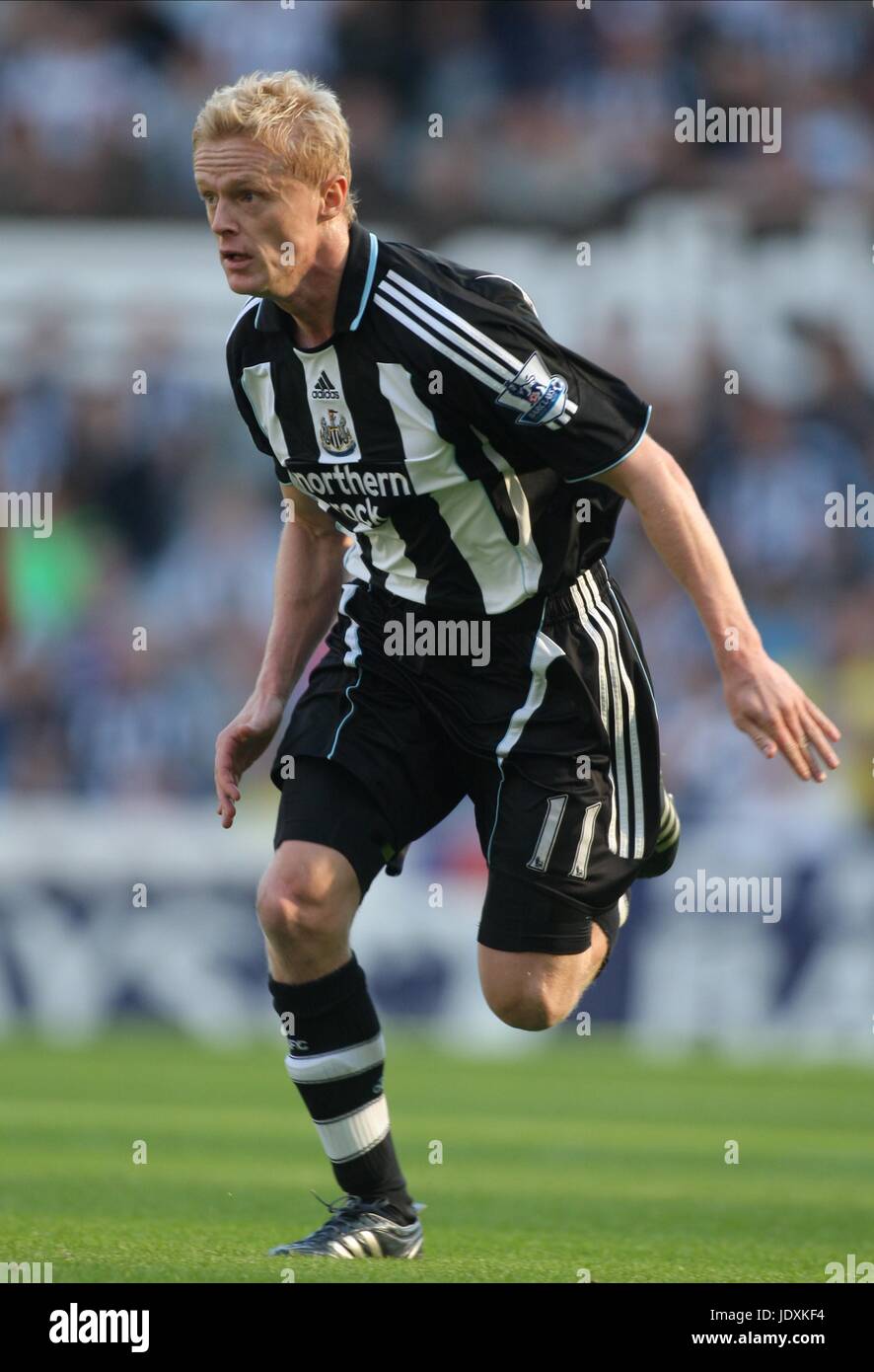 Damien duff newcastle hi-res stock photography and images - Alamy