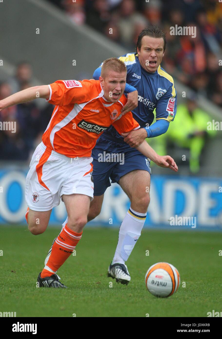 KEITH SOUTHERN & GAVIN RAE BLACKPOOL V CARDIFF BLOOMFIELD ROAD ...