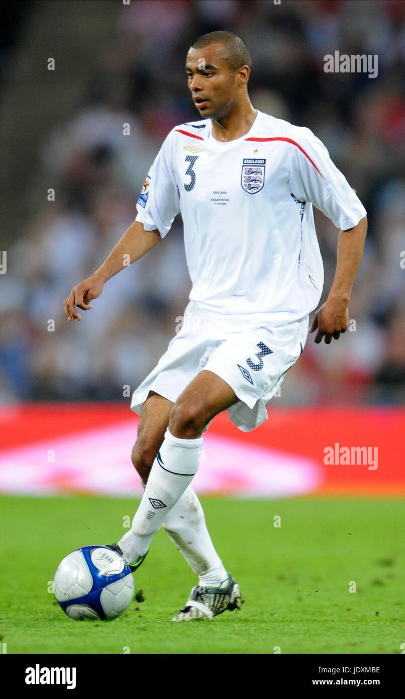 ASHLEY COLE ENGLAND V KAZAKHSTAN WEMBLEY STADIUM LONDON ENGLAND 11 ...