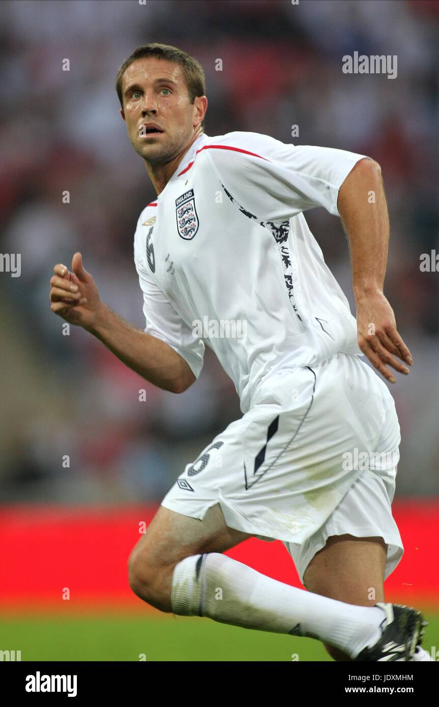 MATTHEW UPSON ENGLAND & WEST HAM UNITED FC WEMBLEY STADIUM LONDON ...