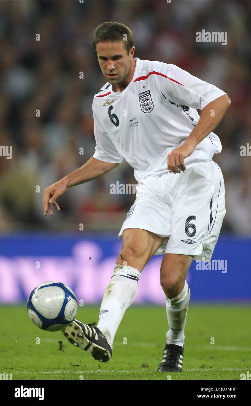 MATTHEW UPSON ENGLAND & WEST HAM UNITED FC WEMBLEY STADIUM LONDON ...