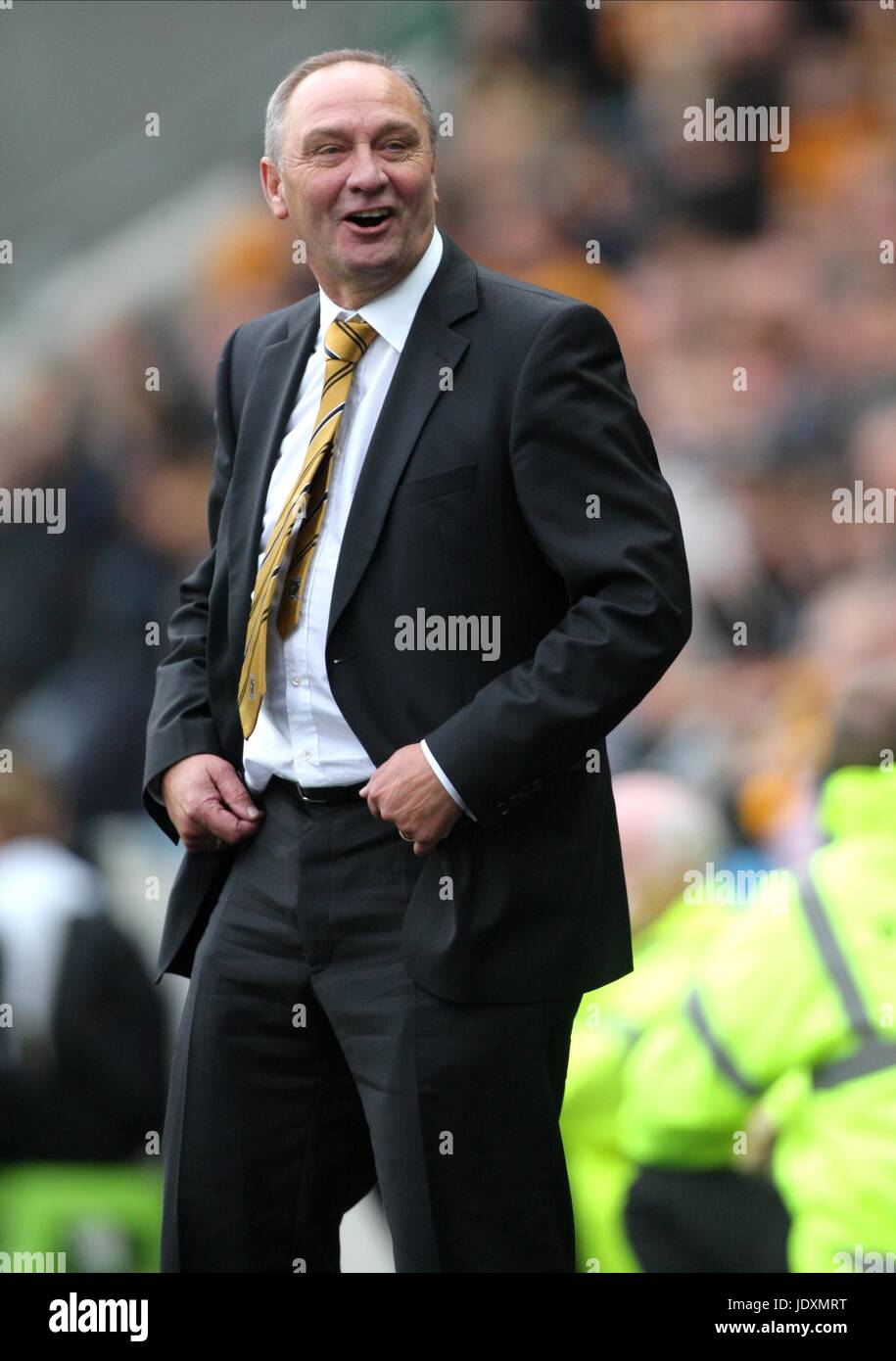 BRIAN HORTON HULL CITY ASSISTANT MANAGER KC STADIUM HULL ENGLAND 19 ...