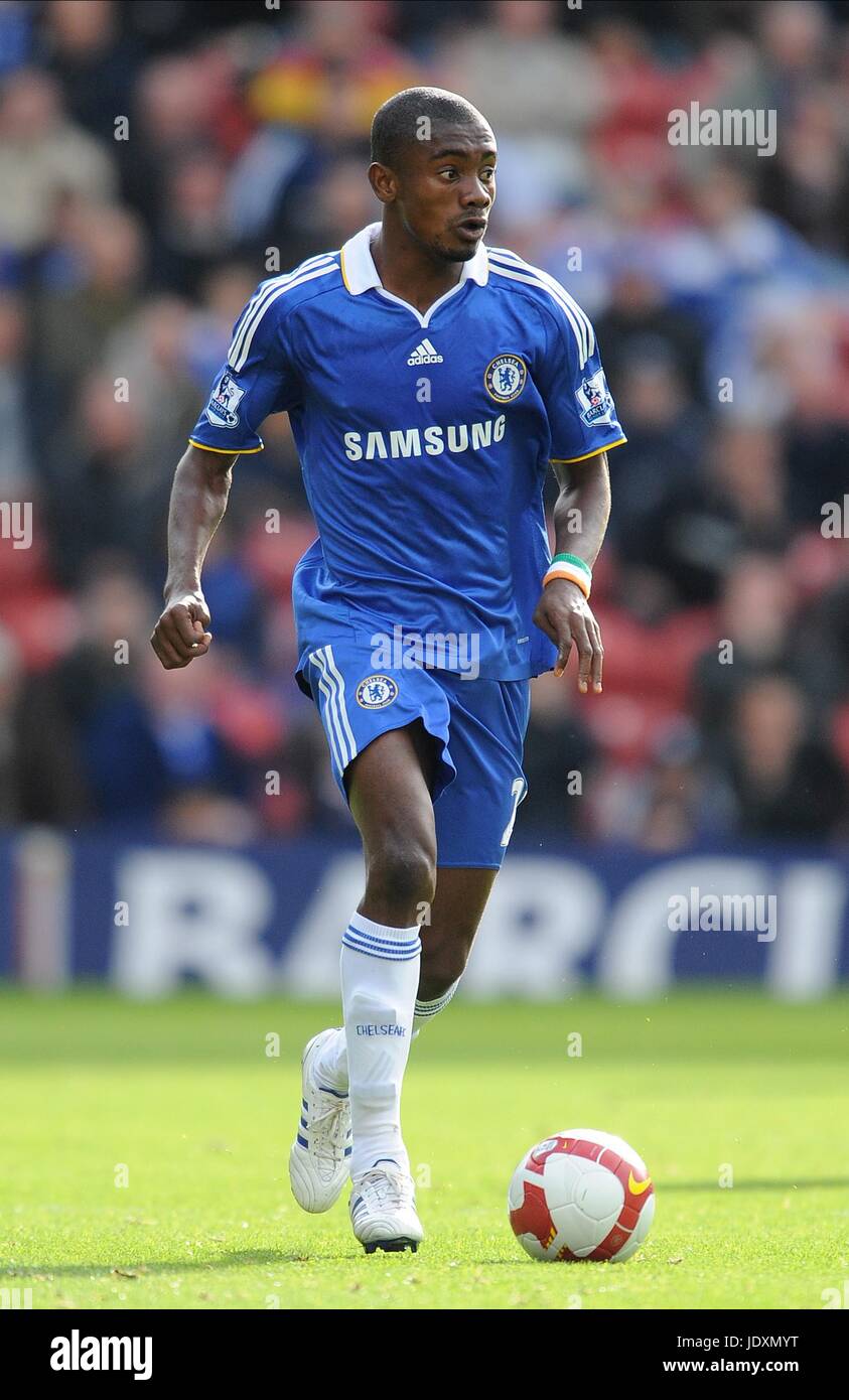 SALOMON KALOU CHELSEA FC RIVERSIDE STADIUM MIDDLESBROUGH ENGLAND 18 ...