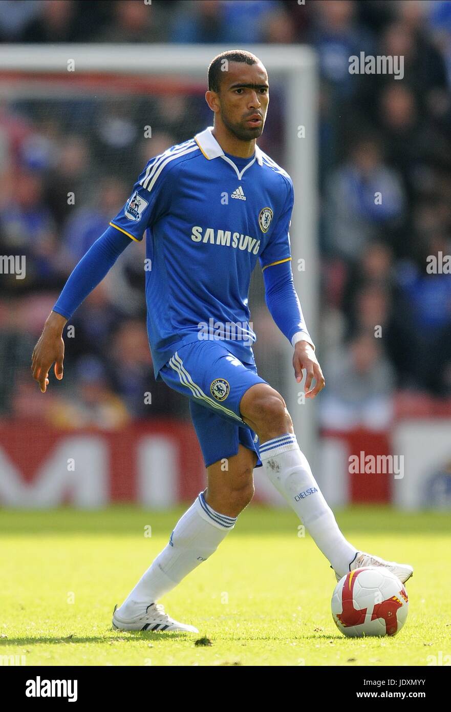 JOSE BOSINGWA CHELSEA FC RIVERSIDE STADIUM MIDDLESBROUGH ENGLAND 18 ...