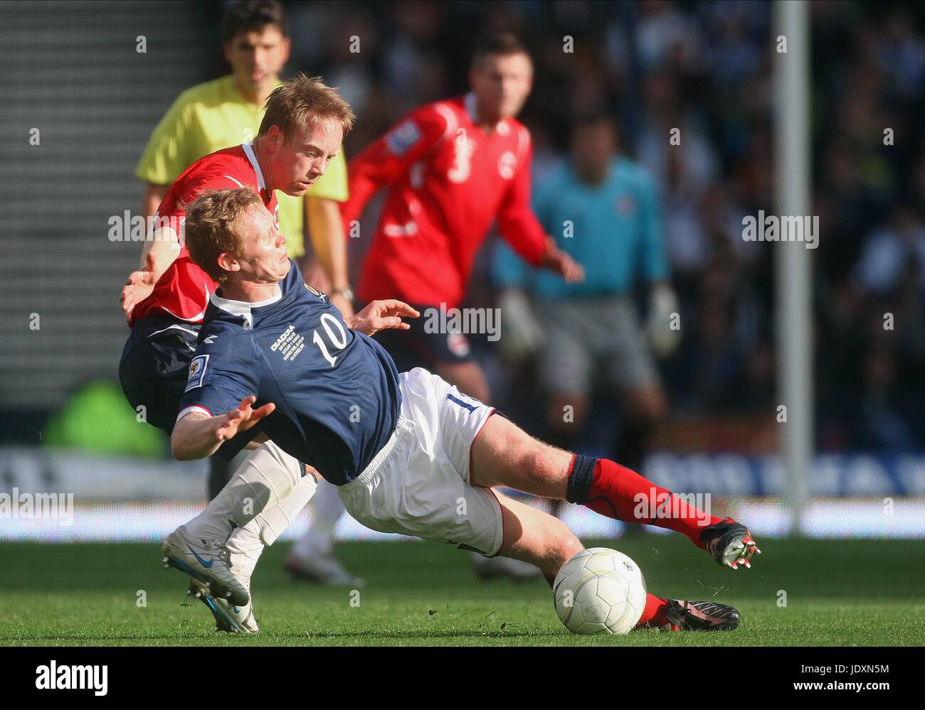 BARRY ROBSON FREDERIK WINSNES SCOTLAND V NORWAY HAMPDEN PARK GLASGOW ...