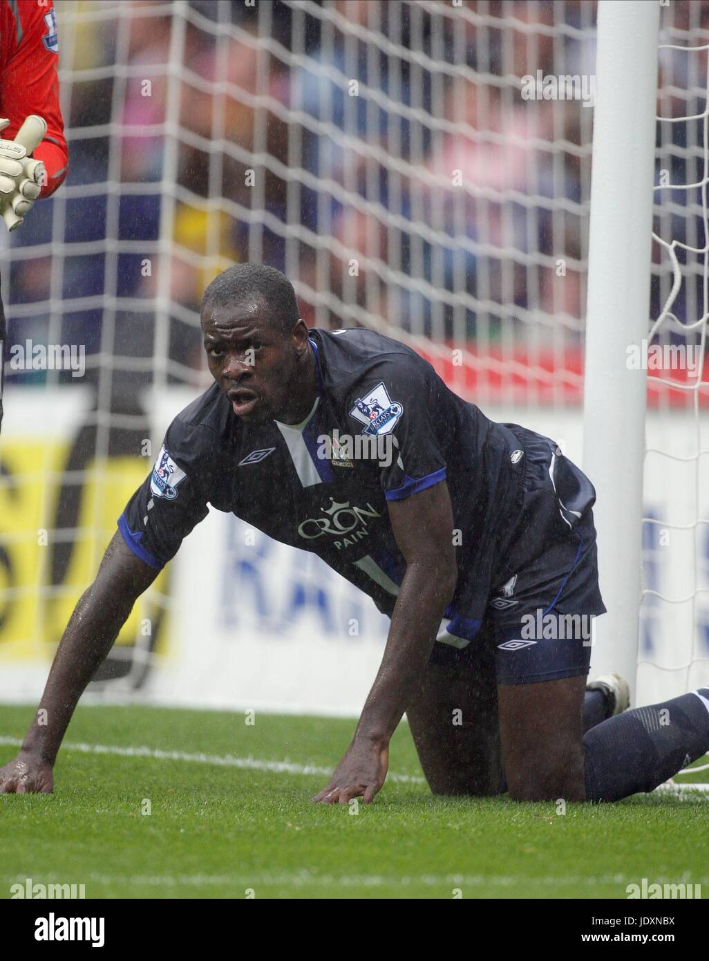 CHRISTOPHER SAMBA BLACKBURN ROVERS FC REEBOK STADIUM BOLTON ENGLAND 18 ...