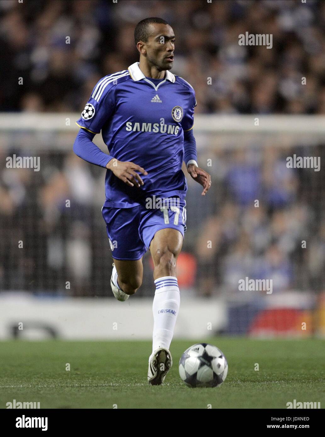 Stamford bridge jose bosingwa hi-res stock photography and images - Alamy