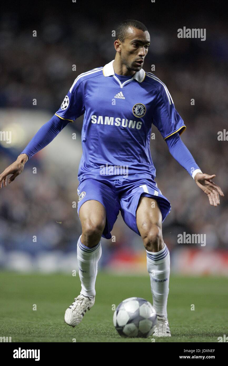 JOSE BOSINGWA CHELSEA FC STAMFORD BRIDGE CHELSEA LONDON ENGLAND 22 ...