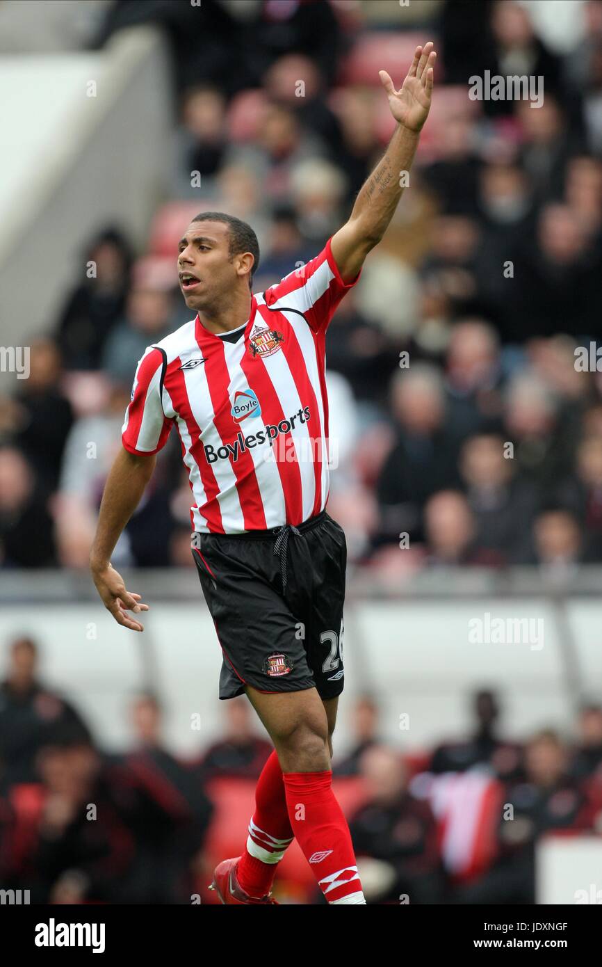 ANTON FERDINAND SUNDERLAND V NEWCASTLE STADIUM OF LIGHT SUNDERLAND ...