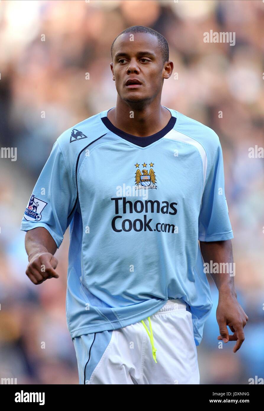 VINCENT KOMPANY MANCHESTER CITY FC CITY OF MANCHESTER STADIUM ...