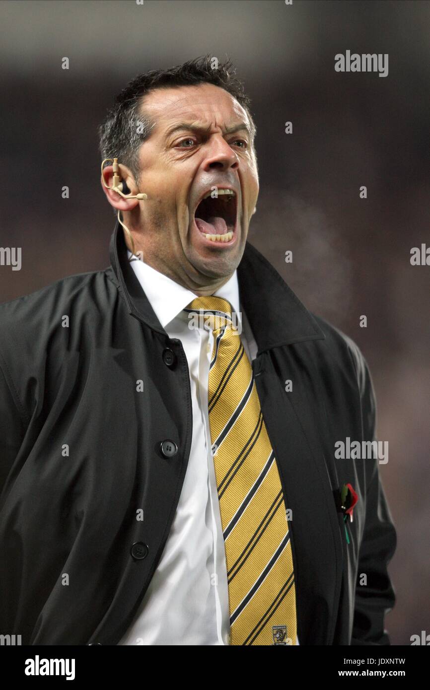 PHIL BROWN ROARS THE TIGERS ON HULL CITY V CHELSEA KC STADIUM HULL ...