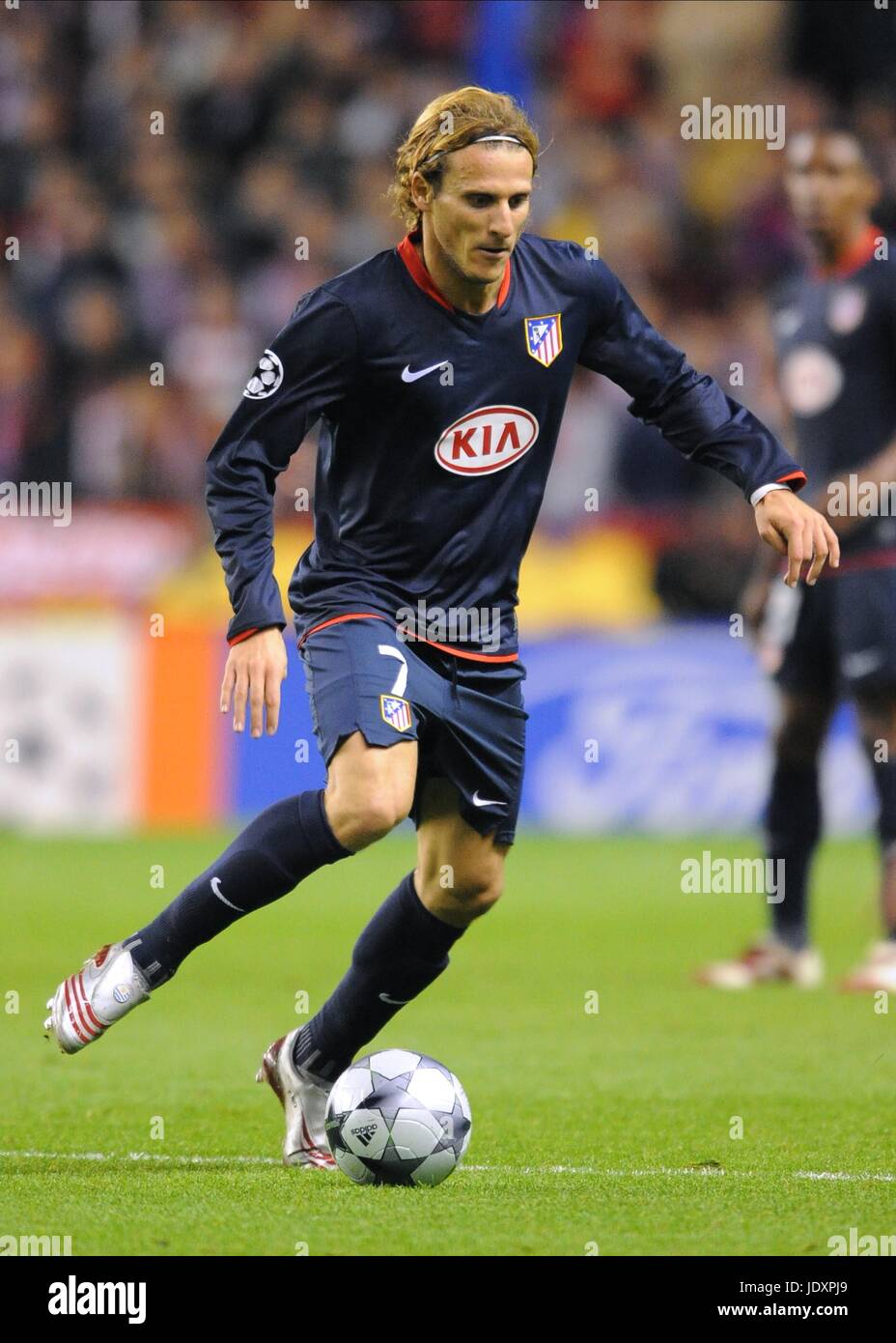 Diego forlan atletico madrid 2008 hi-res stock photography and images ...