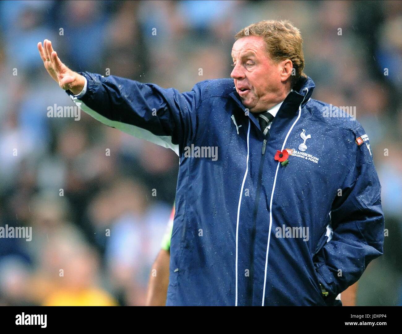 HARRY REDKNAPP TOTTENHAM HOTSPUR FC MANAGER CITY OF MANCHESTER STADIUM ...