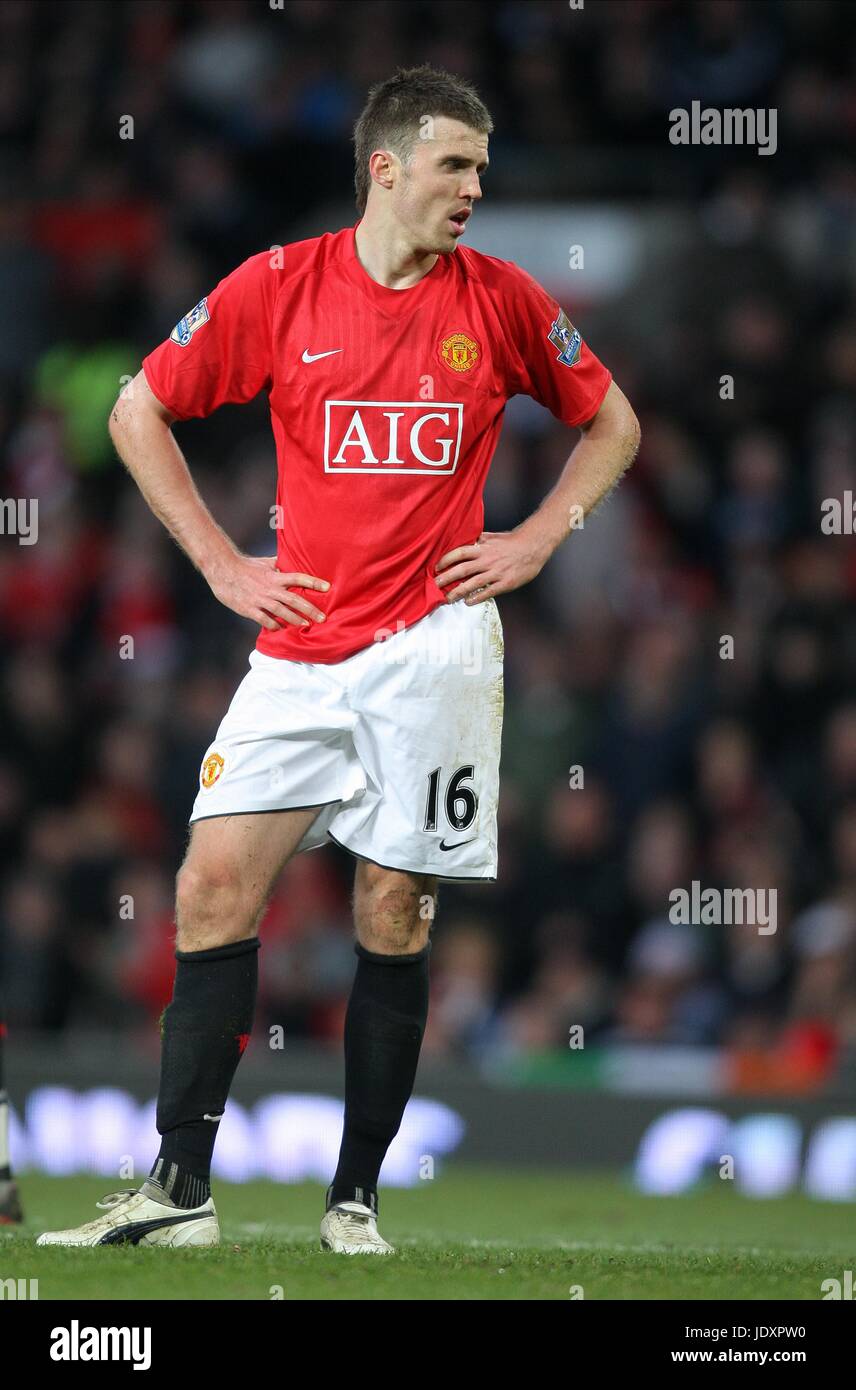 Full length michael carrick hi-res stock photography and images - Alamy