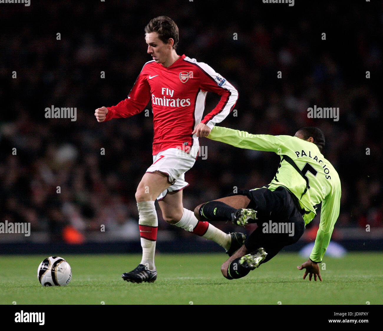 MARK RANDALL WILSON PALACIOS ARSENAL V WIGAN EMIRATES STADIUM ARSENAL ...