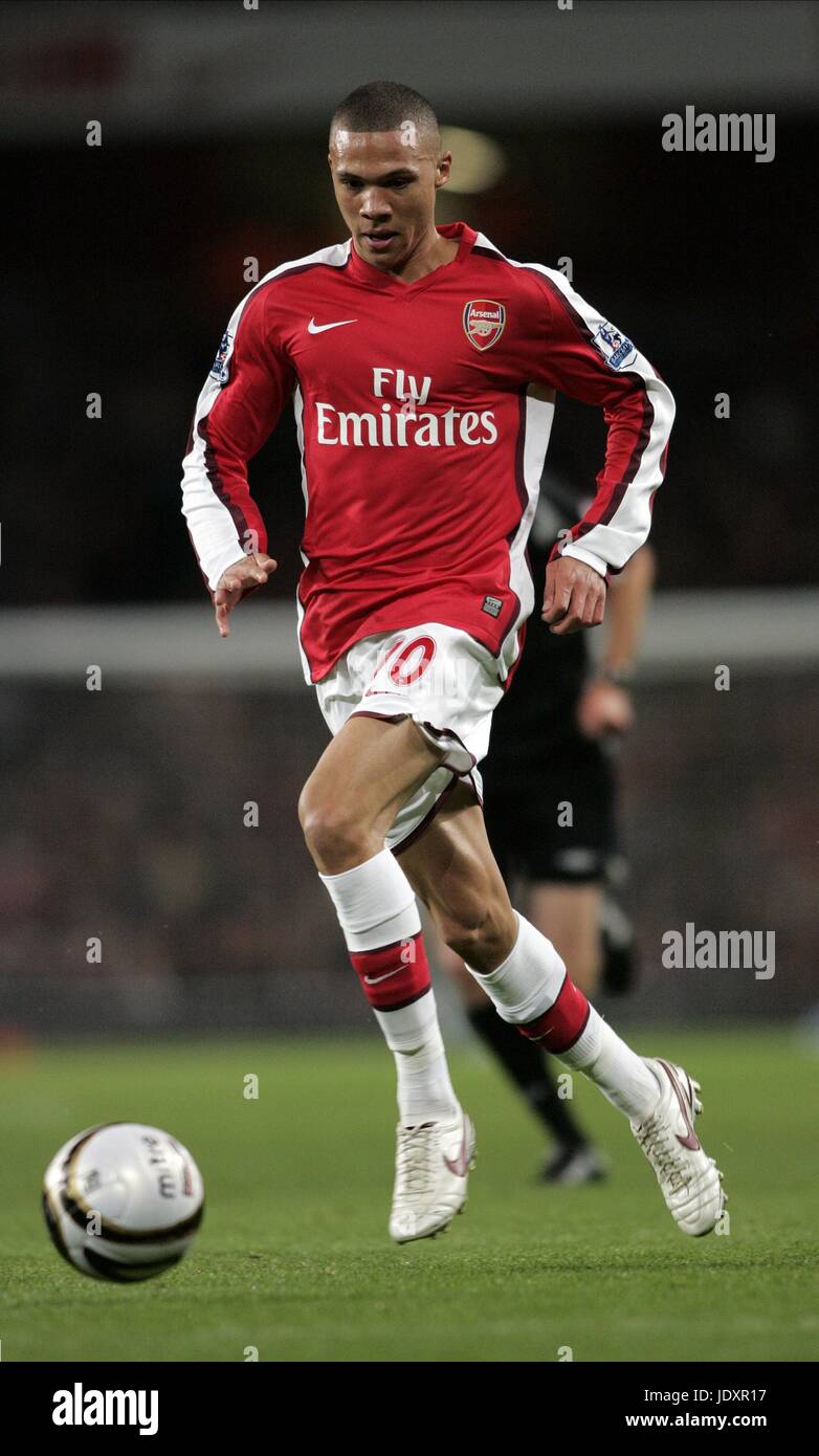 KIERAN GIBBS ARSENAL FC EMIRATES STADIUM ARSENAL LONDON ENGLAND 11 ...