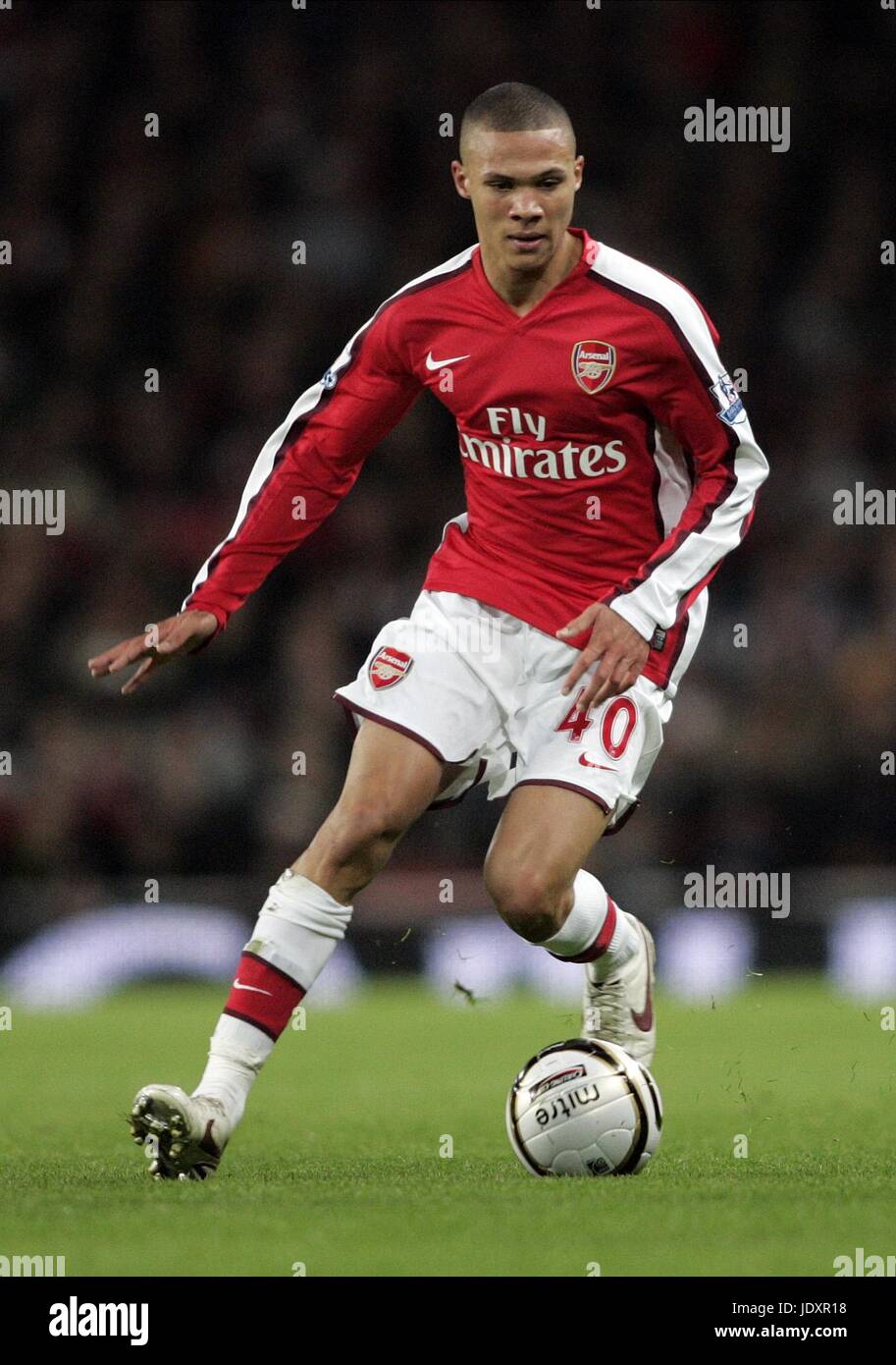 KIERAN GIBBS ARSENAL FC EMIRATES STADIUM ARSENAL LONDON ENGLAND 11 ...