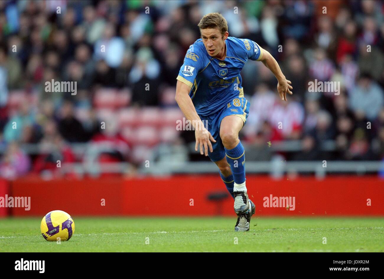SEAN DAVIS PORTSMOUTH FC STADIUM OF LIGHT SUNDERLAND ENGLAND 08 ...
