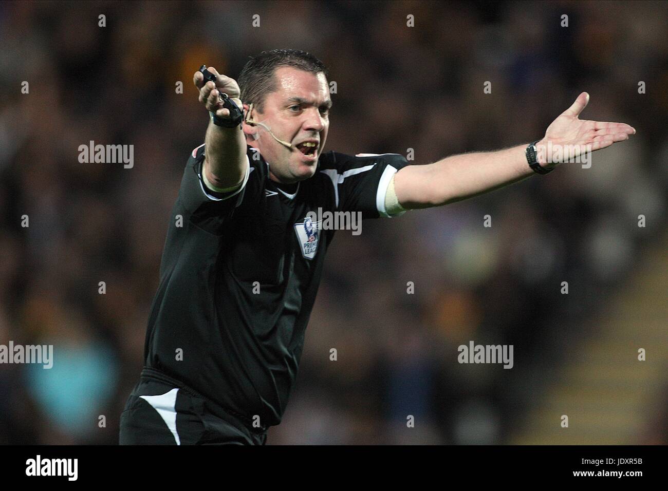 REFEREE PHIL DOWD HULL CITY V MANCHESTER CITY KC STADIUM HULL ENGLAND ...