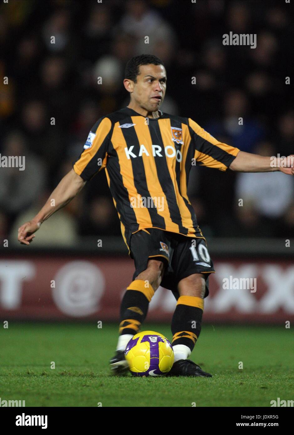 GEOVANNI SCORES HULL CITY V MANCHESTER CITY KC STADIUM HULL ENGLAND 16 ...
