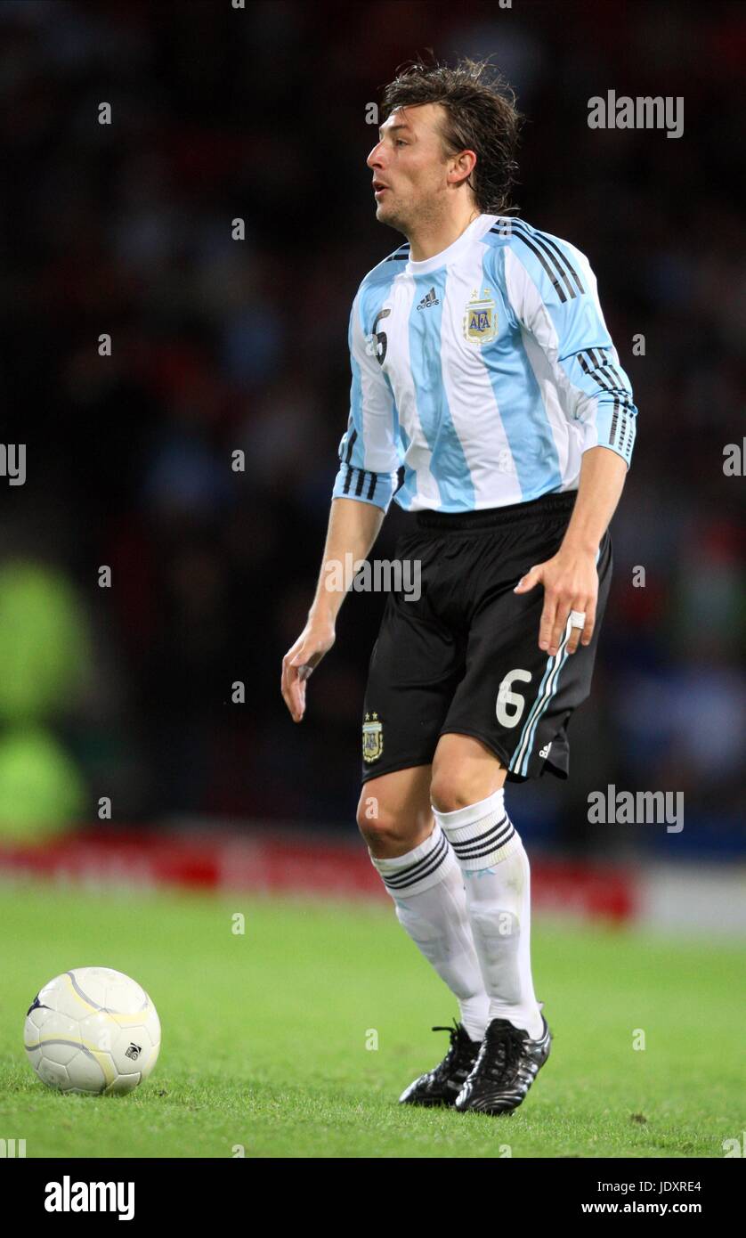 GABRIEL HEINZE ARGENTINA & REAL MADRID HAMPDEN PARK GLASGOW SCOTLAND 19 ...