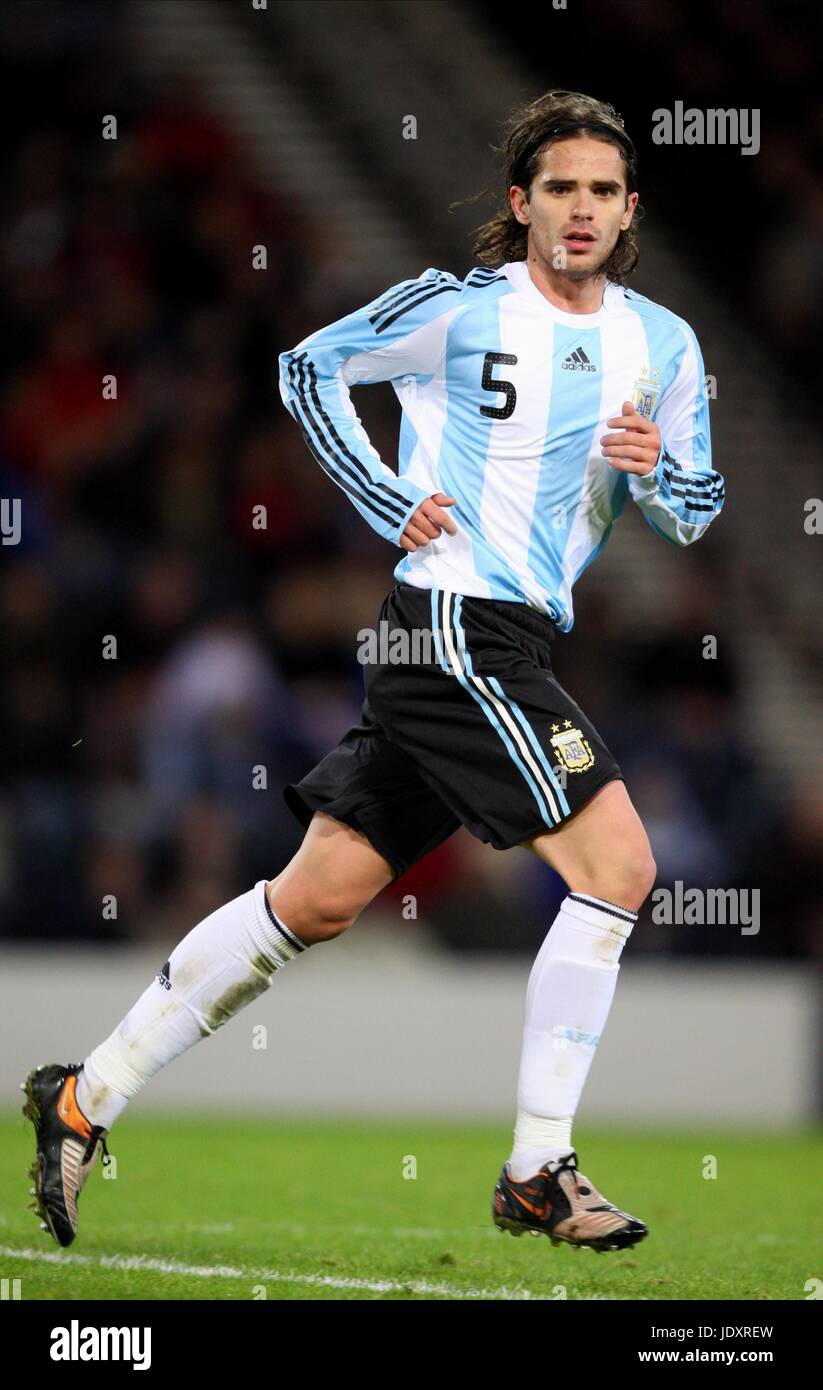 FERNANDO GAGO ARGENTINA & REAL MADRID HAMPDEN PARK GLASGOW SCOTLAND 19 ...