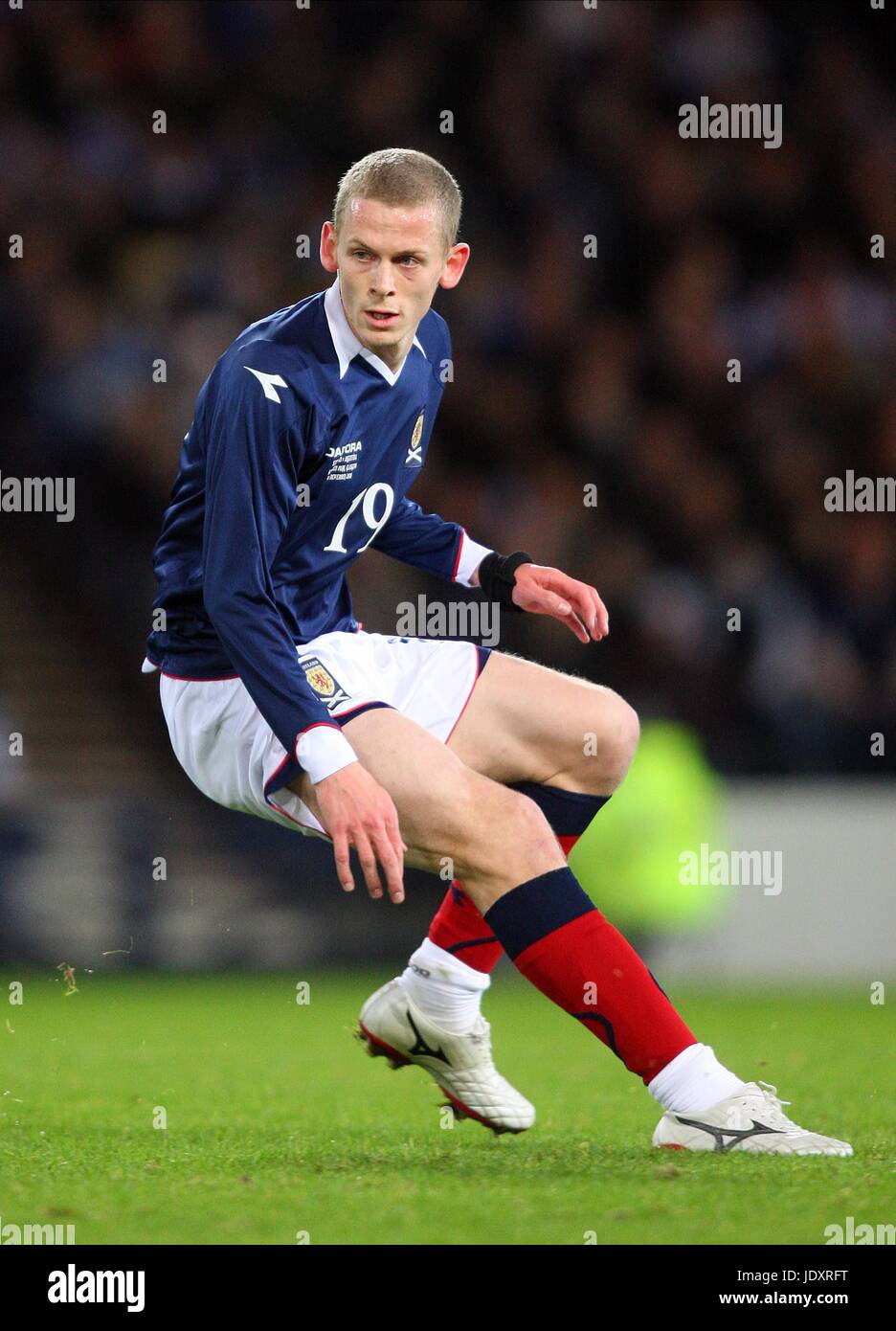 SCOTT ROBERTSON SCOTLAND & DUNDEE UNITED FC HAMPDEN PARK GLASGOW ...