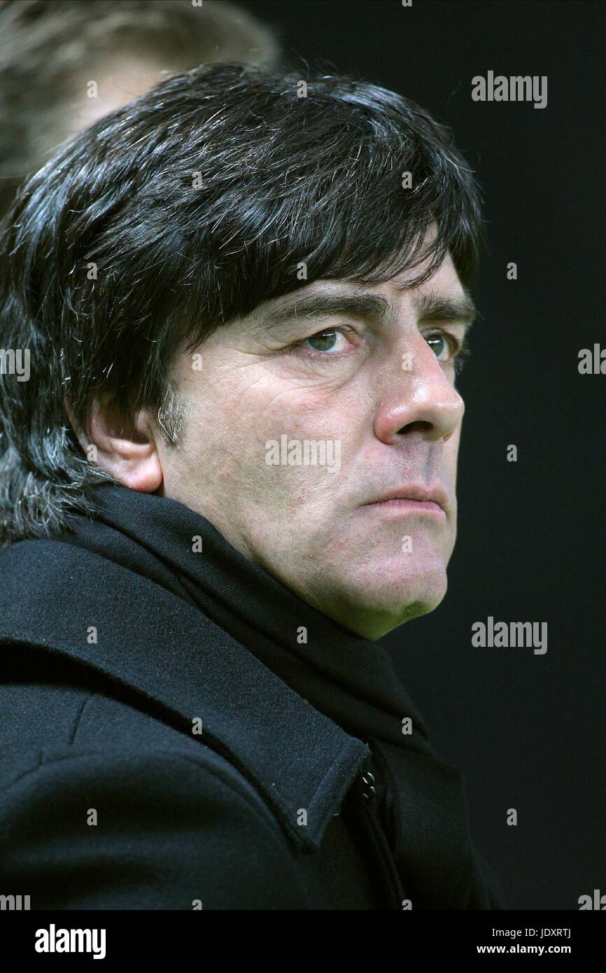 Football portrait germany hi-res stock photography and images - Alamy