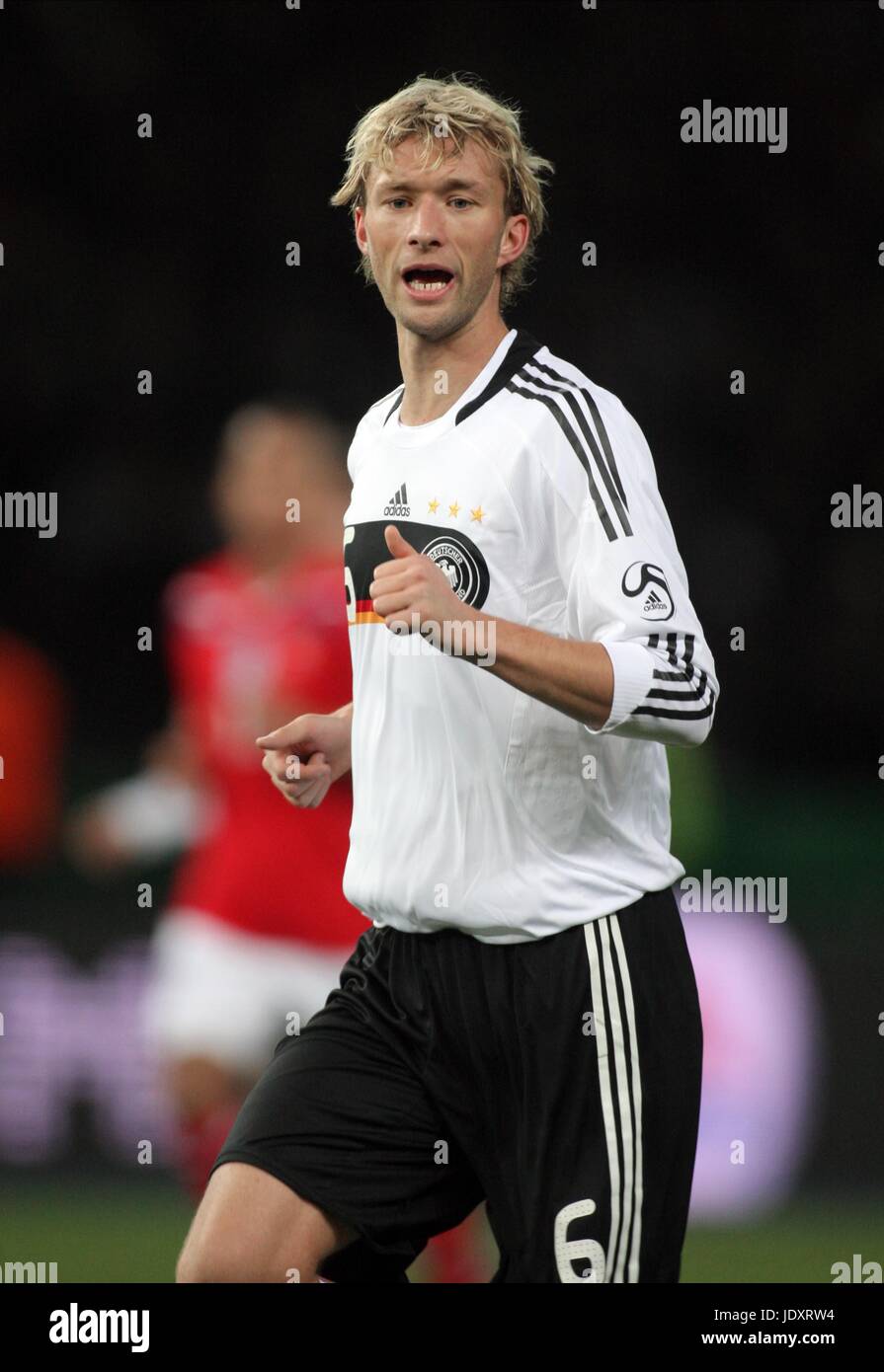 Simon Rolfes High Resolution Stock Photography and Images - Alamy