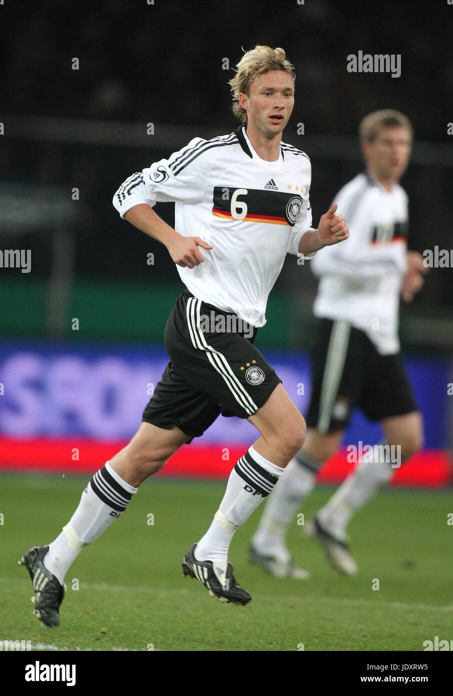 Simon rolfes hi-res stock photography and images - Alamy