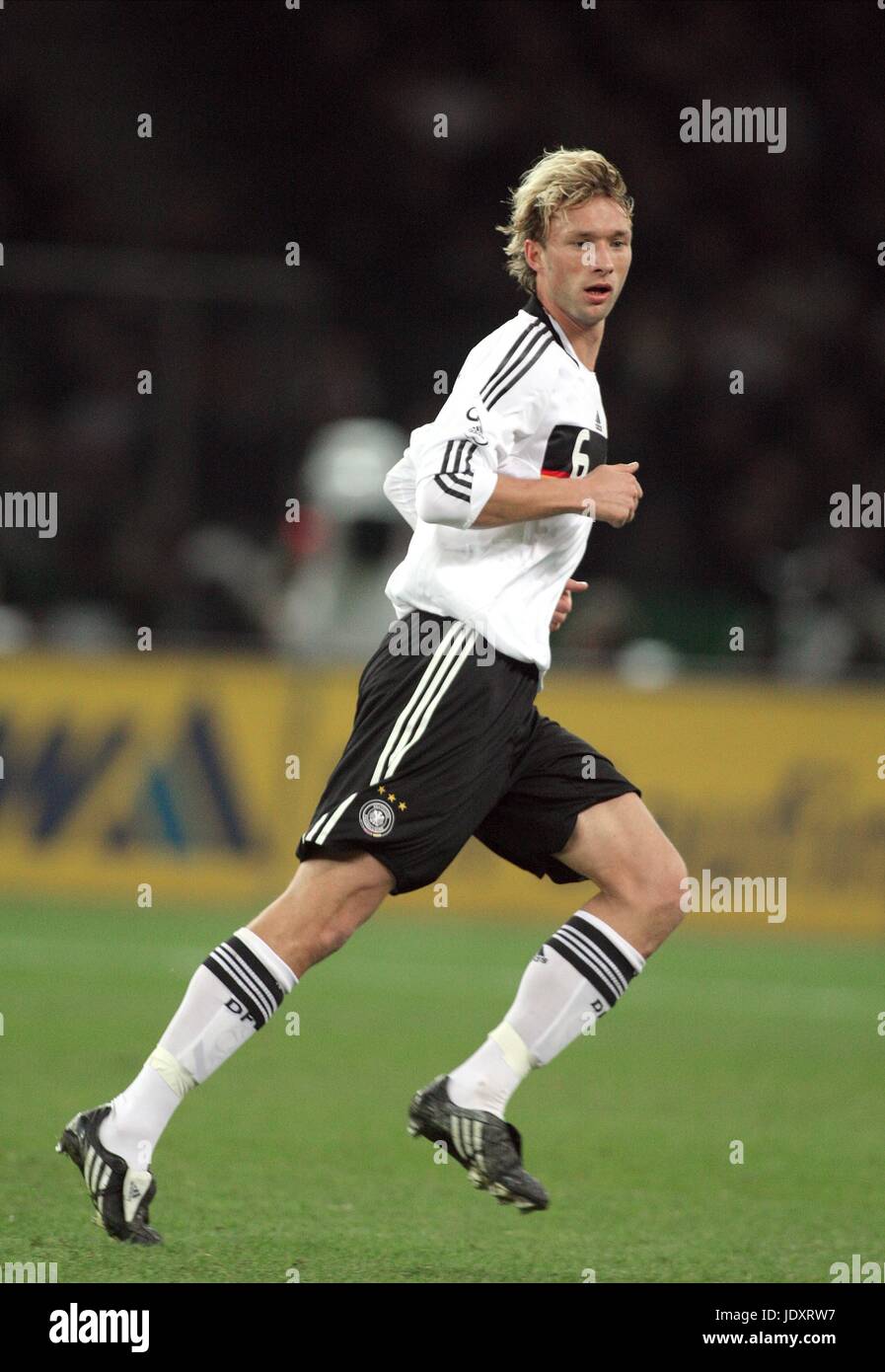 Simon rolfes hi-res stock photography and images - Alamy